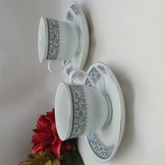 unknown | Dining | Silver Rimmed Porcelain Blue Scroll Cup And Saucers ...